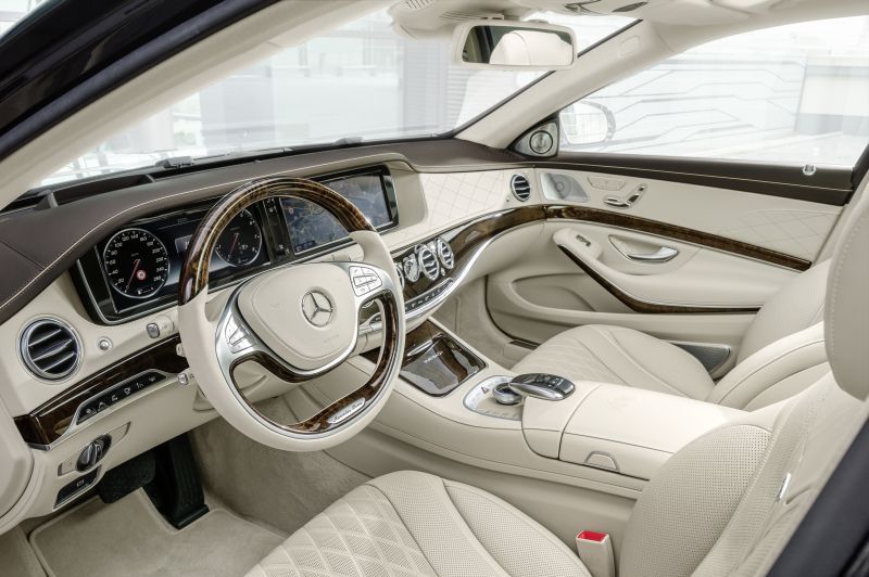 Mercedes-Benz Maybach S-class (W222) S 600 V12 (530 Hp) G-TRONIC